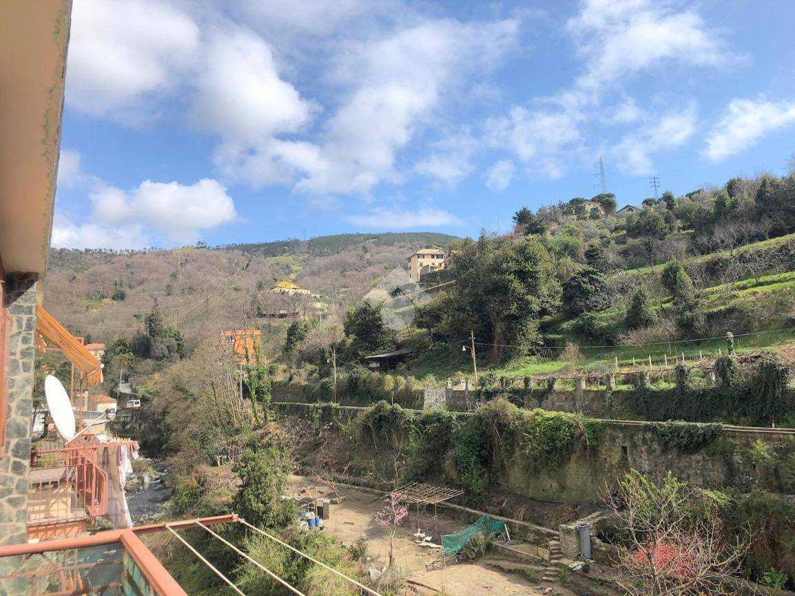 Quadrilocale via Barasino 11, Mele