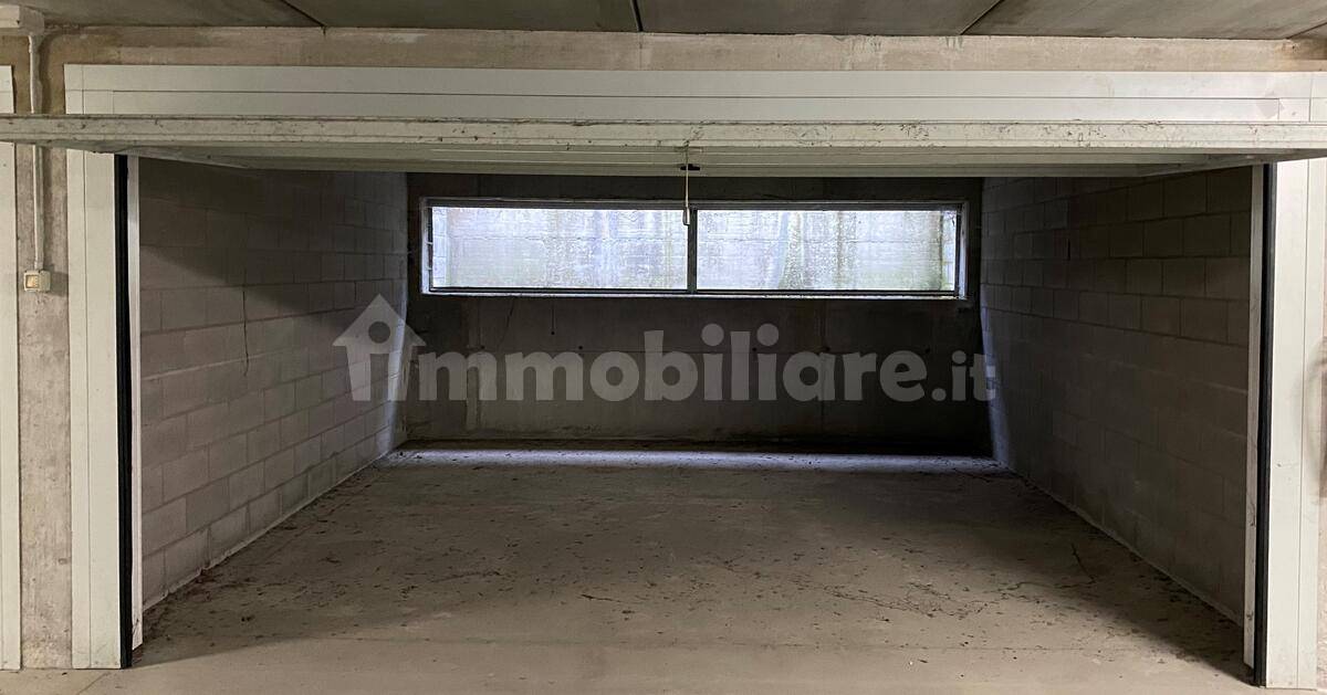 Garage - Box in Vendita