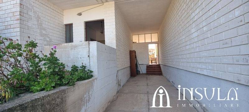 Vendita Villa a schiera in via Grazia Deledda 4 Tratalias. Buono stato ...