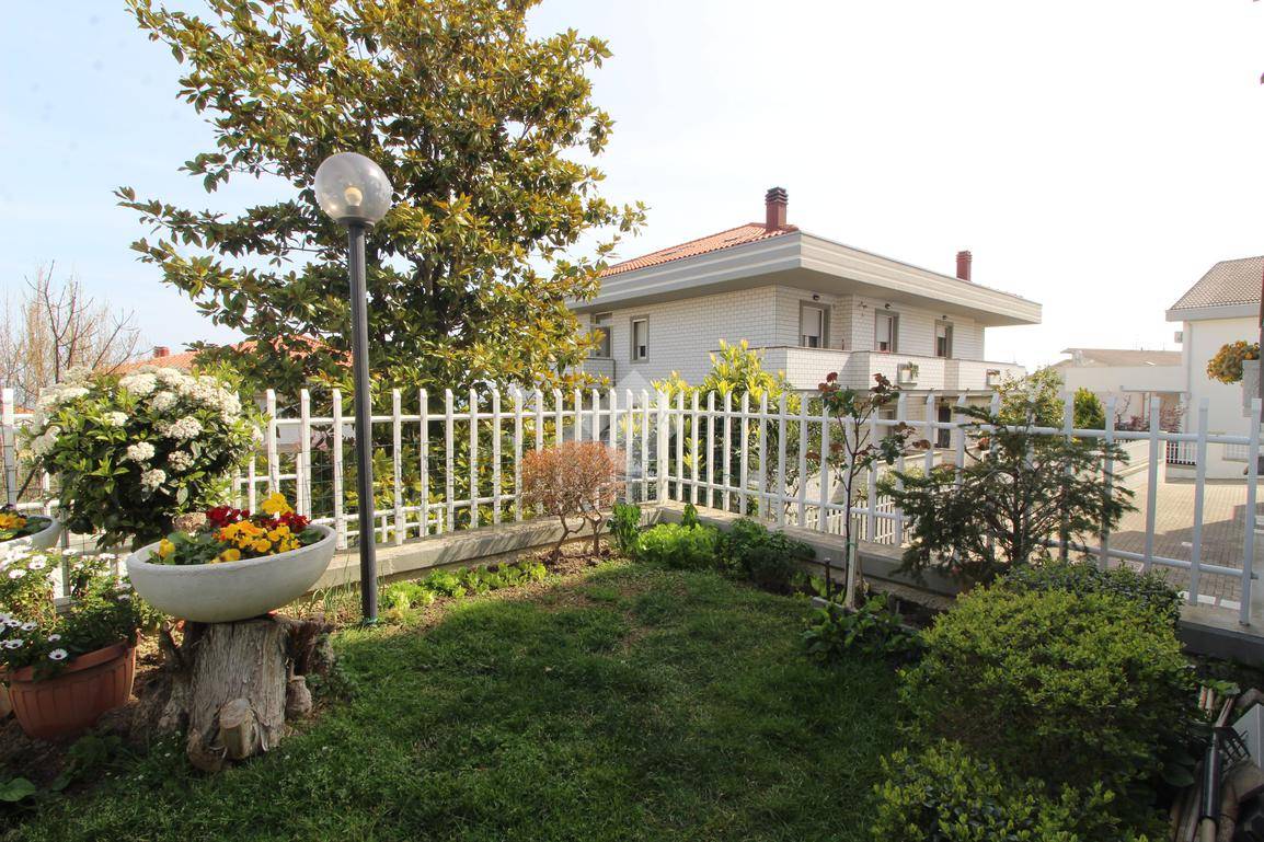 Appartamento Str  Vicinale Colle Cervone del Palazzo 4, Colle del Telegrafo - Colle Scorrano, Pescara