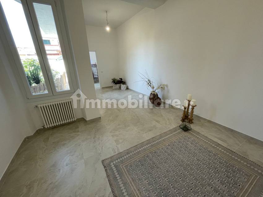 Quadrilocale ottimo stato, primo piano, Zarini - Valentini, Prato