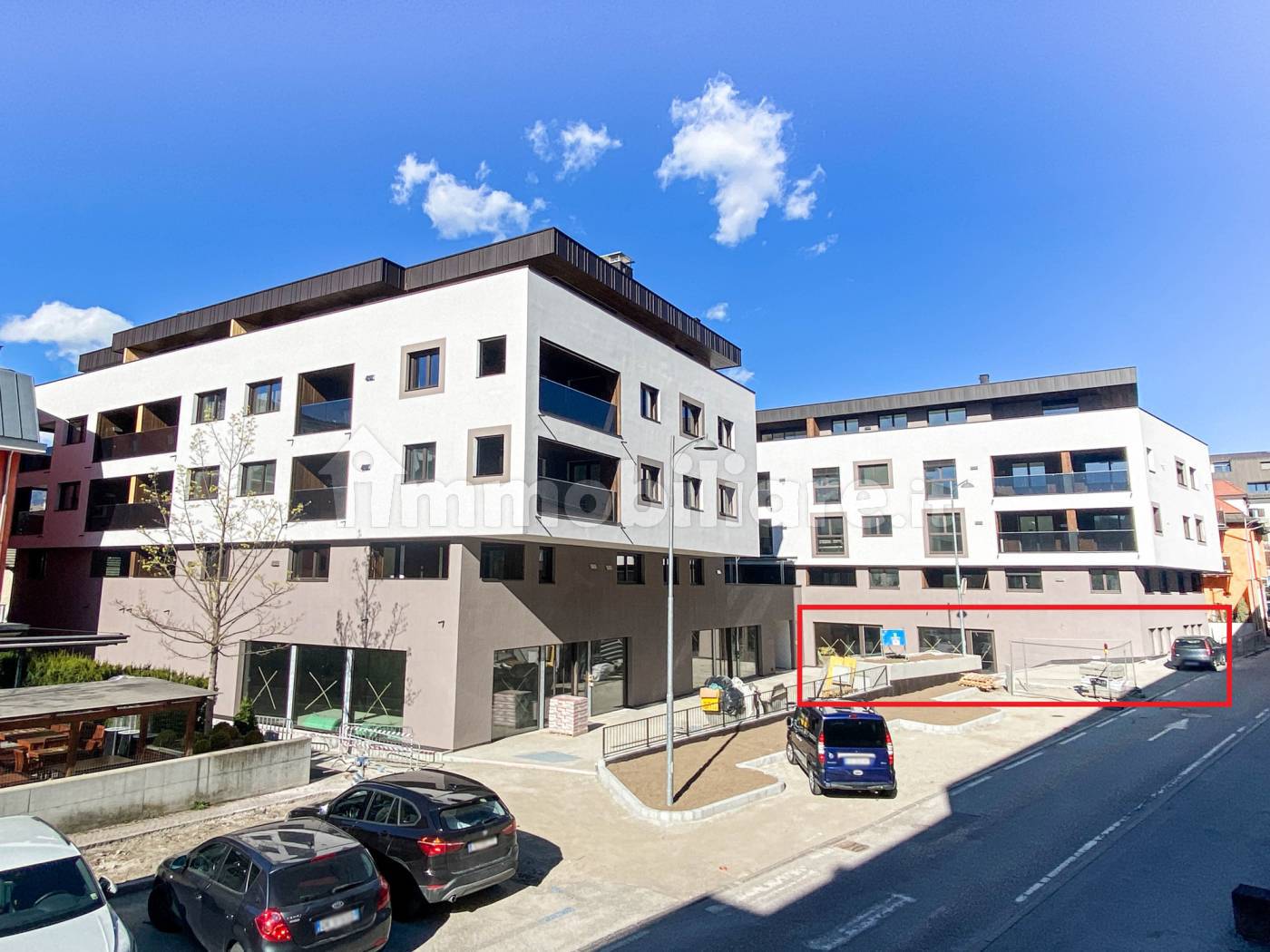 Locale commerciale in Vendita