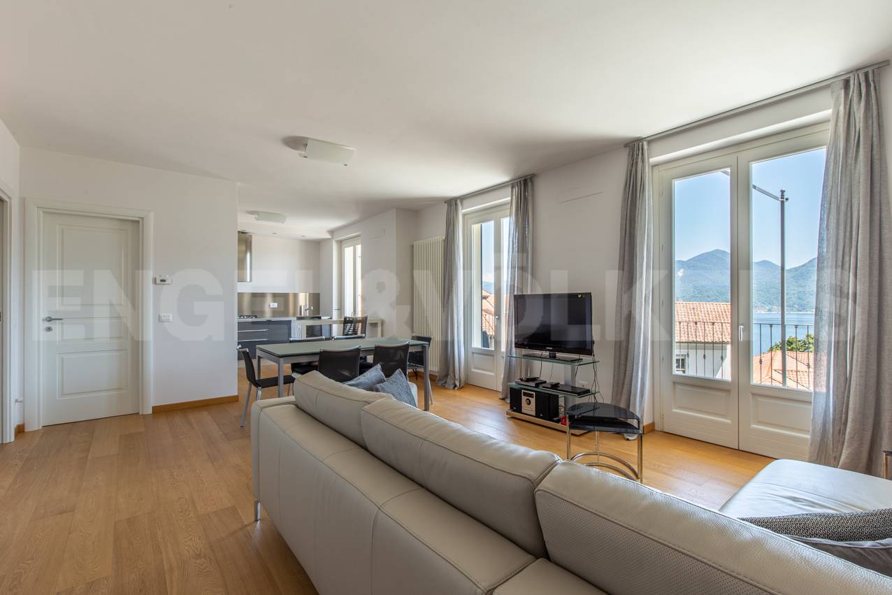 Quadrilocale via Conte Cerutti 8, Centro, Ghiffa