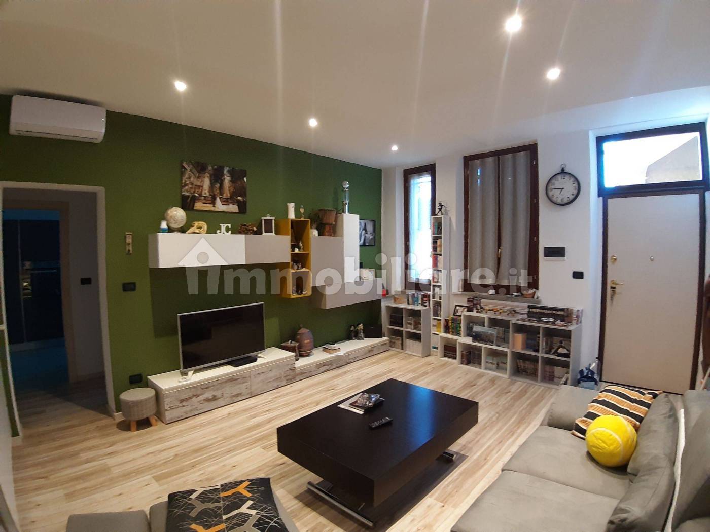 Trilocale corso Marcello Prestinari 87, Semicentro, Vercelli