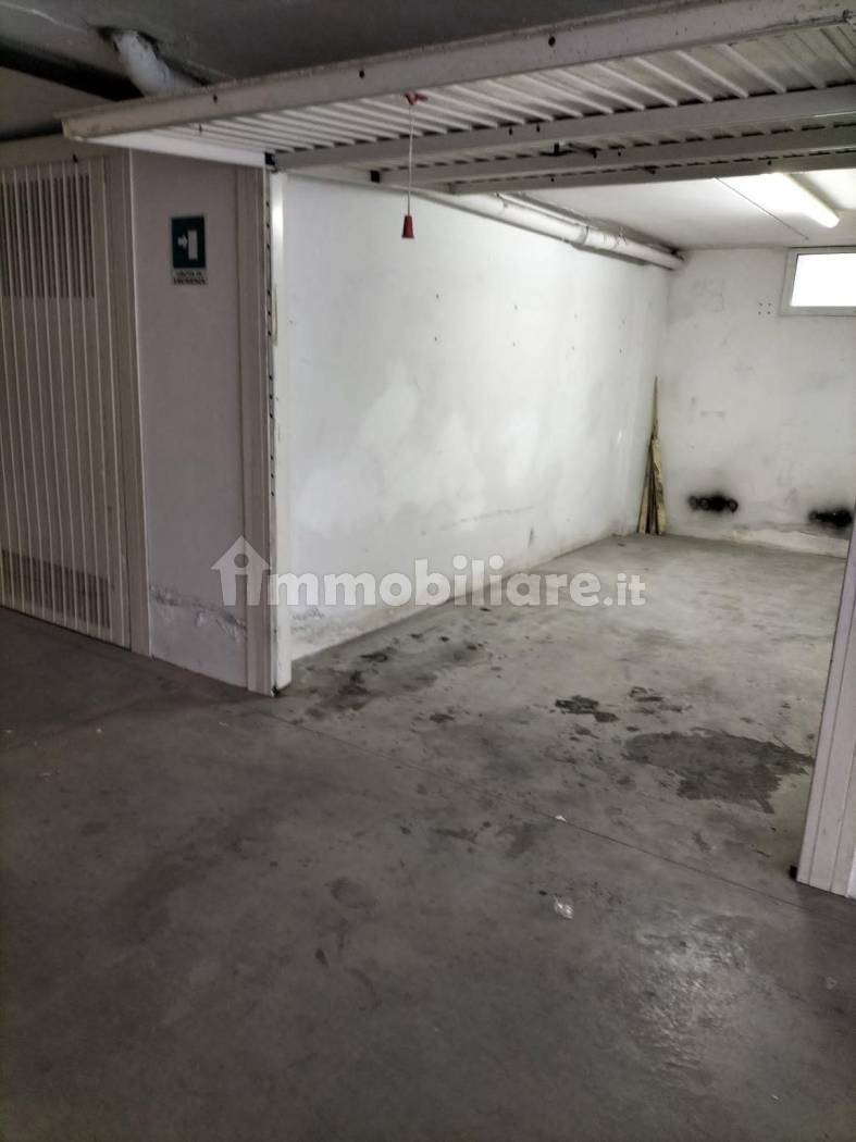 Garage - Box in Vendita