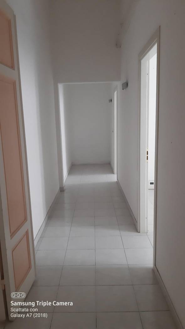 Appartamento Scali d'Azeglio, Via Grande - Piazza della Repubblica, Livorno