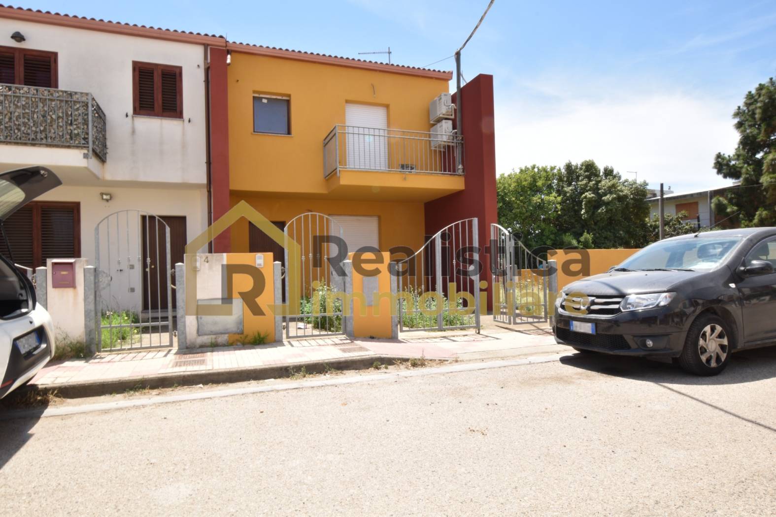 Villa a schiera via Is Prunixeddas, Uta