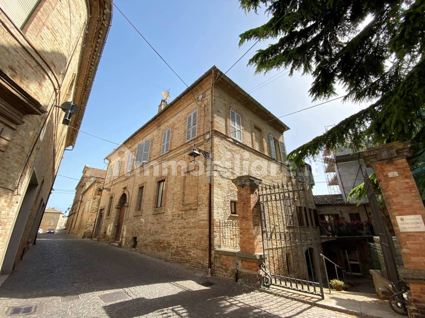 Appartamento buono stato, primo piano, Monterubbiano