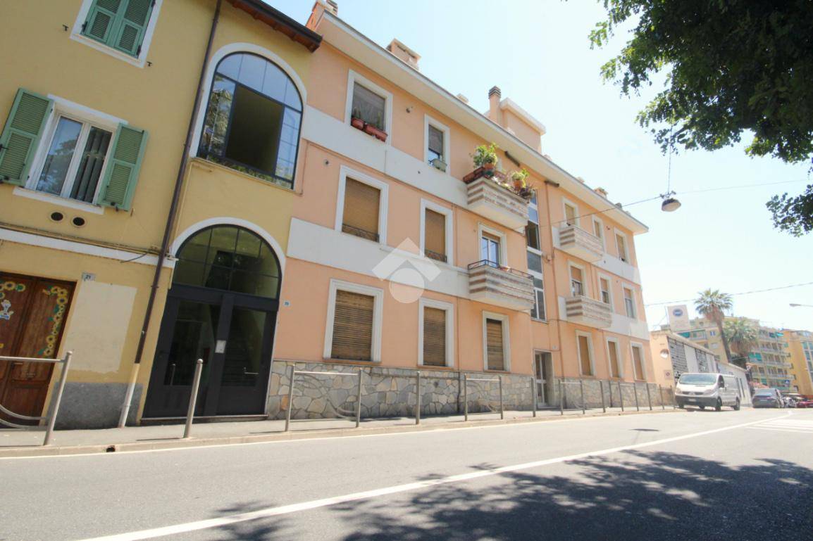 Bilocale via Legnano 25, Solaro, Sanremo