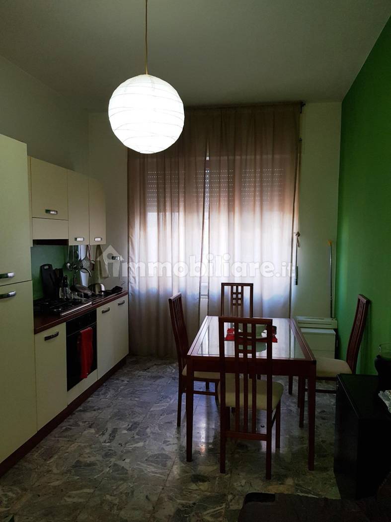 Trilocale via L&#x27;Aquila, Stazione Centrale - Corso Vittorio, Pescara