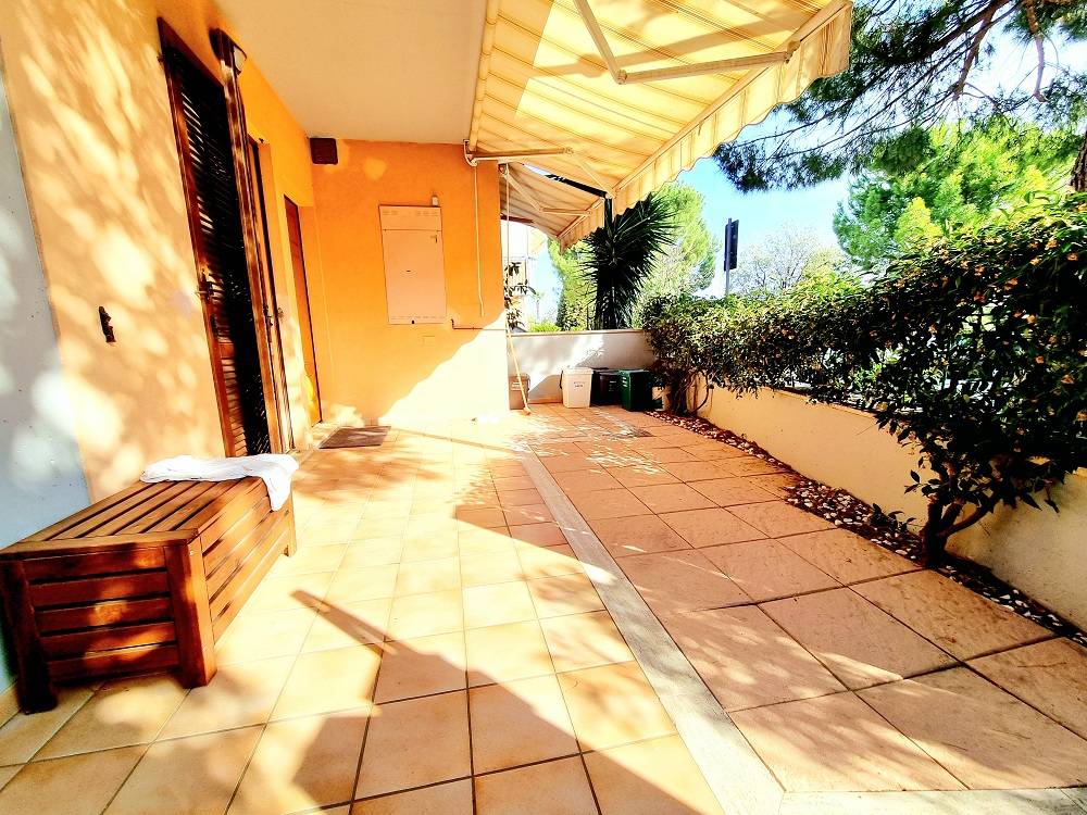 Trilocale via Cave, Sirolo