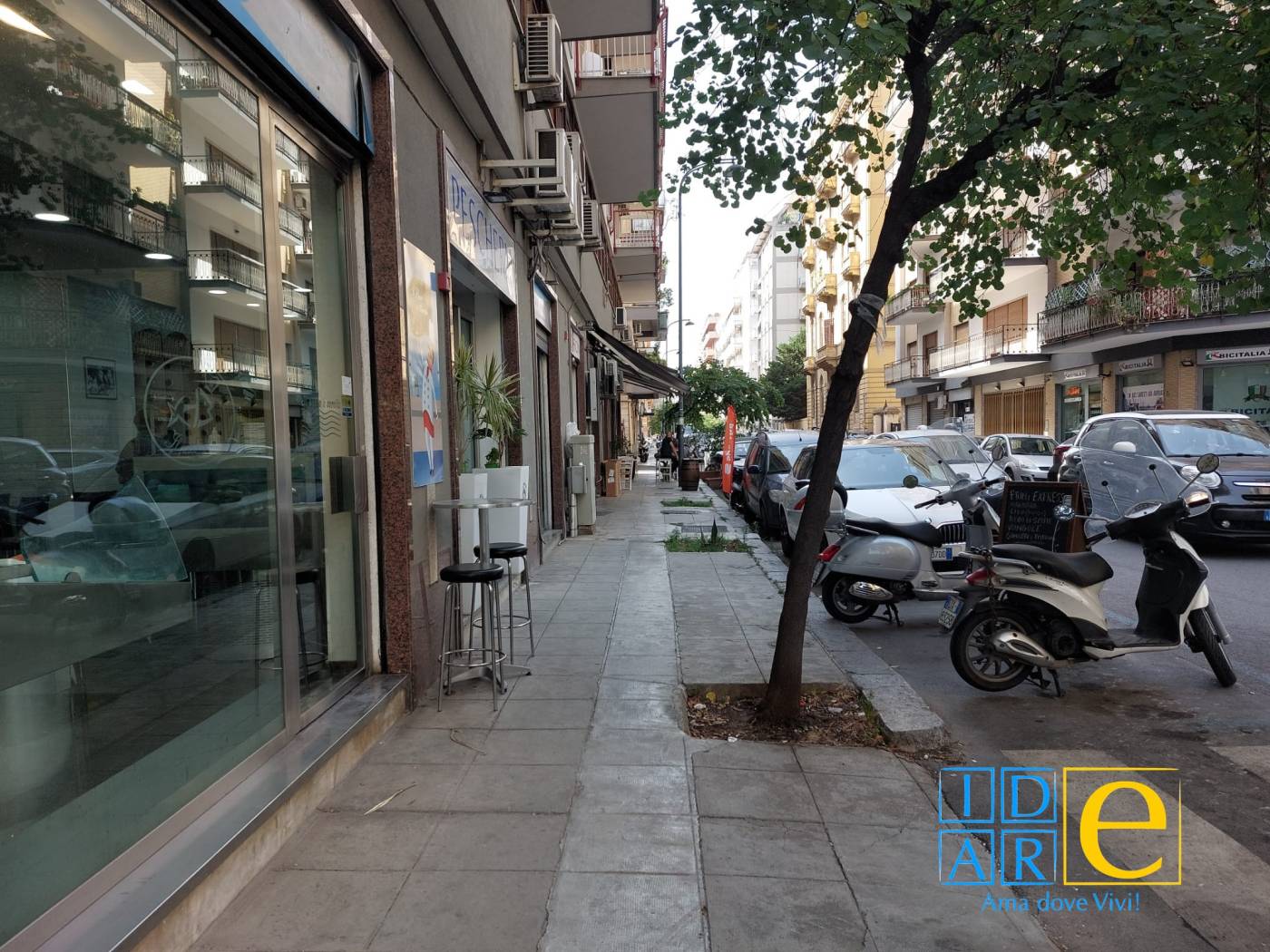 Locale commerciale in Vendita