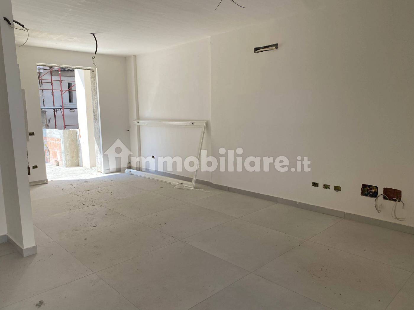 Quadrilocale via Roma, Castello di Cisterna