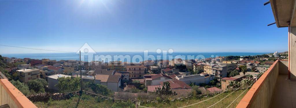 Appartamento via Sperlonga, Brancaleone Marina, Brancaleone