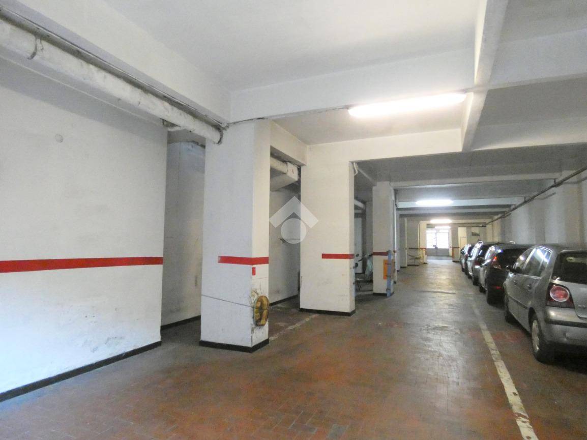 Posto auto - moto in Vendita