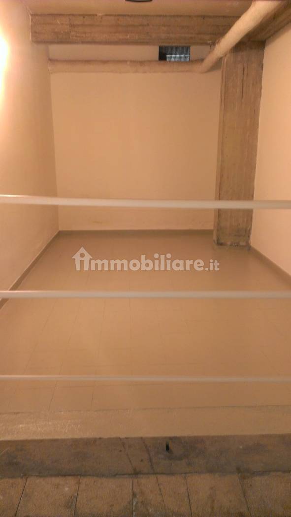 Garage - Box in Vendita