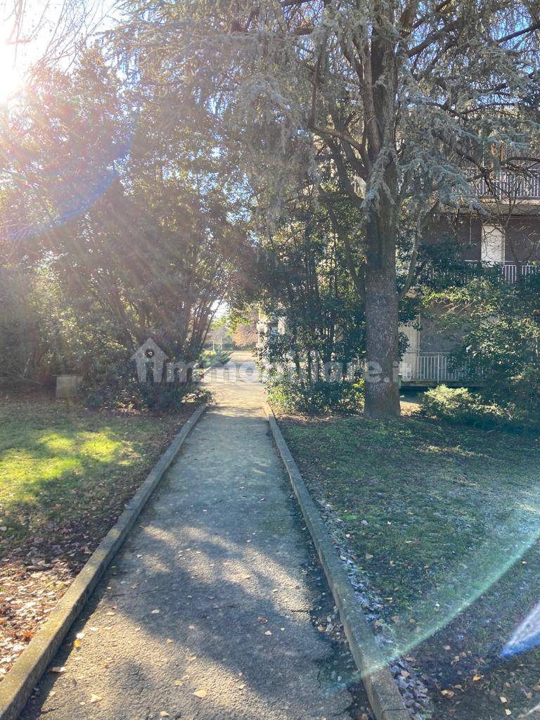 Trilocale corso Sant'Ignazio da Santhià 81, Centro, Santhià