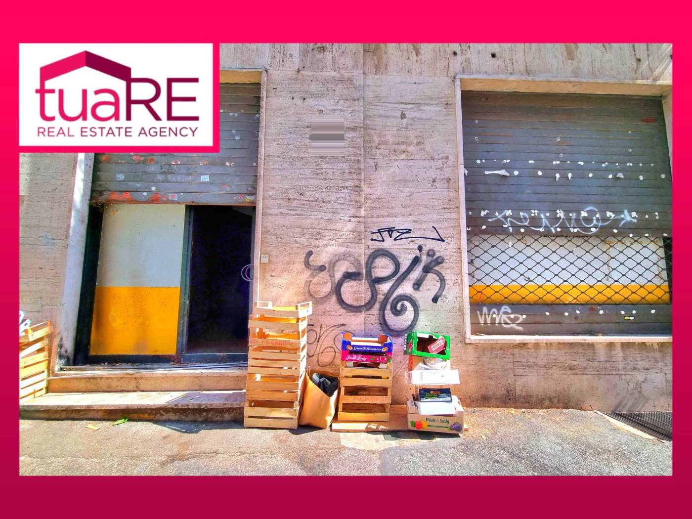 Locale commerciale in Vendita