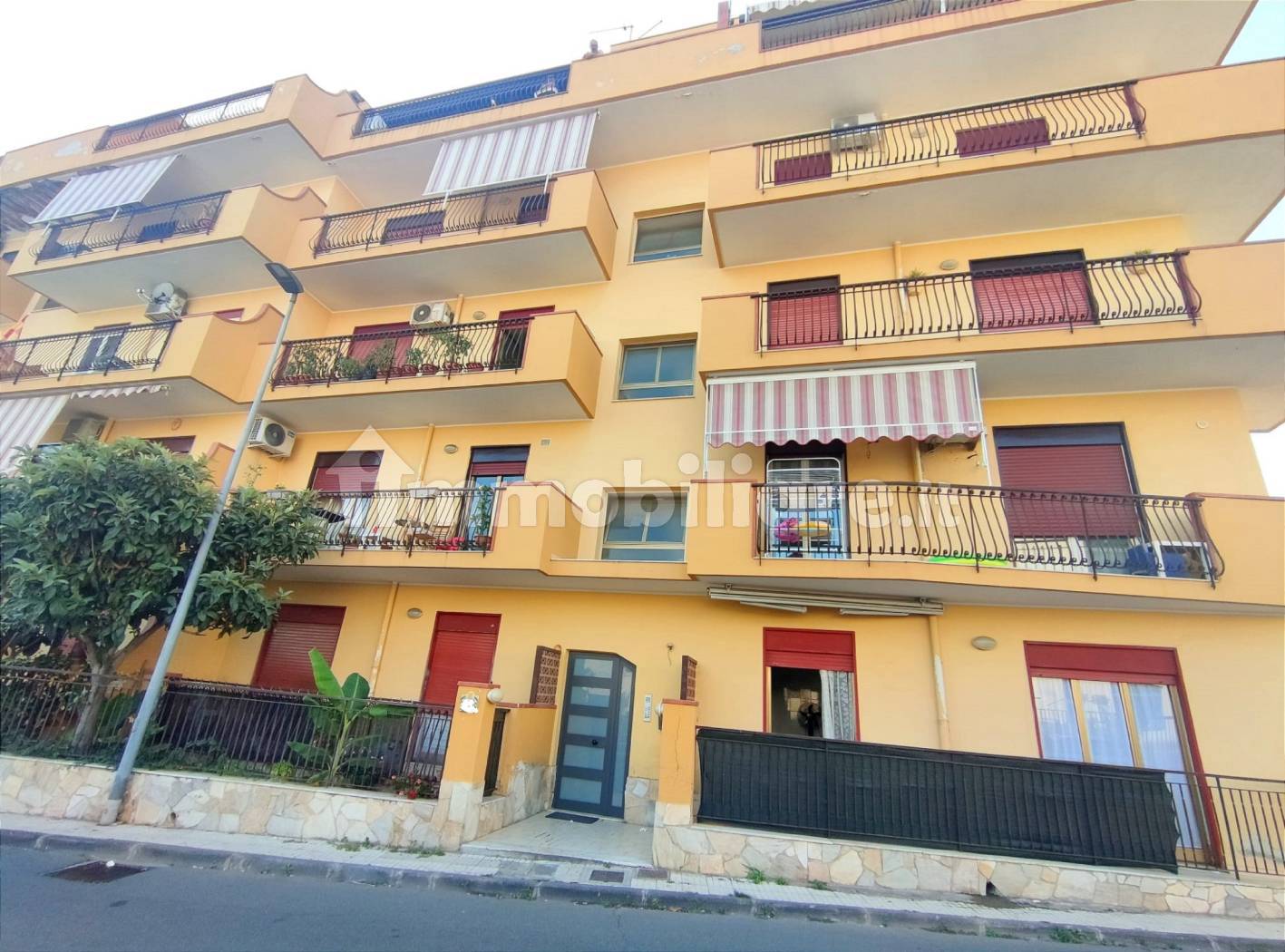 Trilocale via Todaro Comandante 38, Nizza di Sicilia