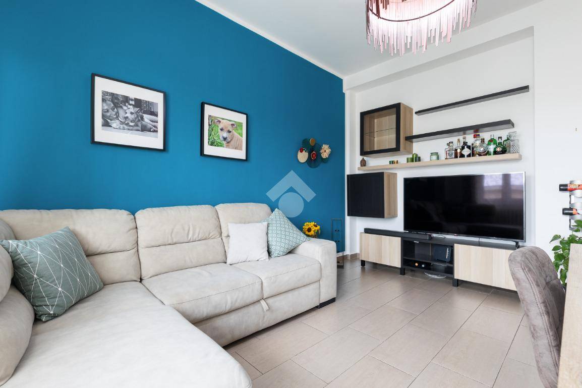 Trilocale via Alcide De Gasperi 5, Bovisio-Masciago