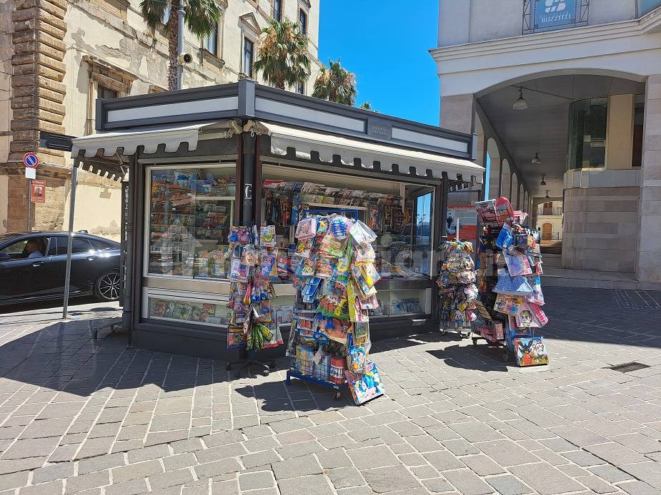 Edicola in Vendita