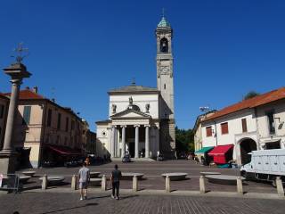 Case in vendita a Centro - Rho - Immobiliare.it