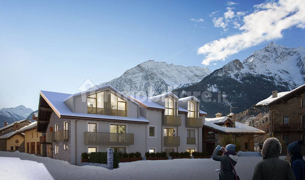 Trilocale via dei Bagni 20, Centro, Courmayeur