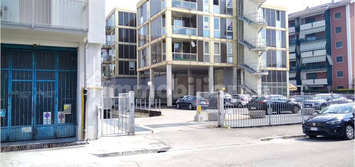 Garage - Box in Vendita