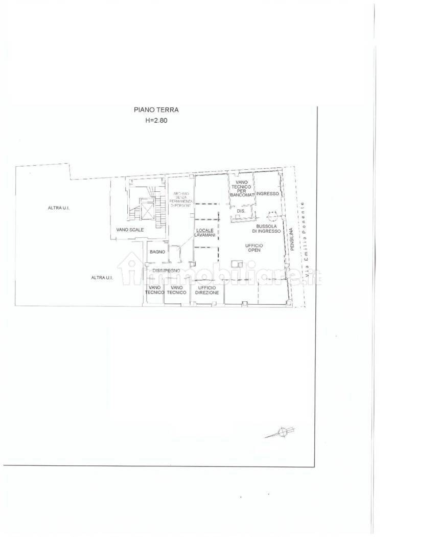 Locale commerciale in Vendita