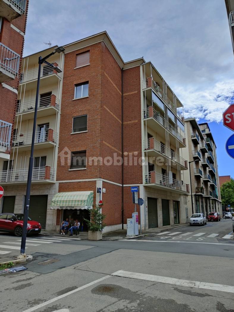 Appartamento via Gioacchino Rossini 17, Corso alla Vittoria - Parco della Resistenza, Asti