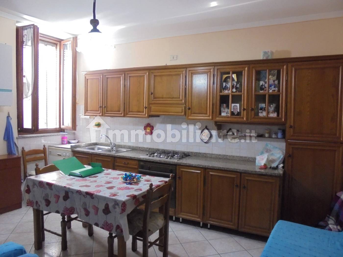 Trilocale via Emilio Caldara 16, Centro, Soresina