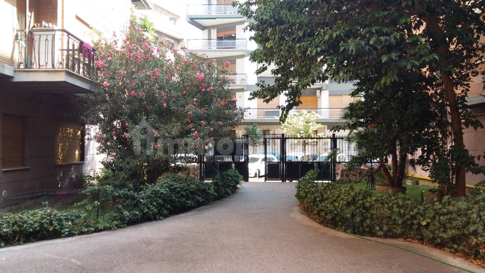 Bilocale via Costantino Maes 66, Bologna, Roma