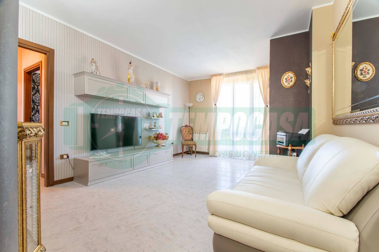 Trilocale via Sandro Pertini, Mozzate