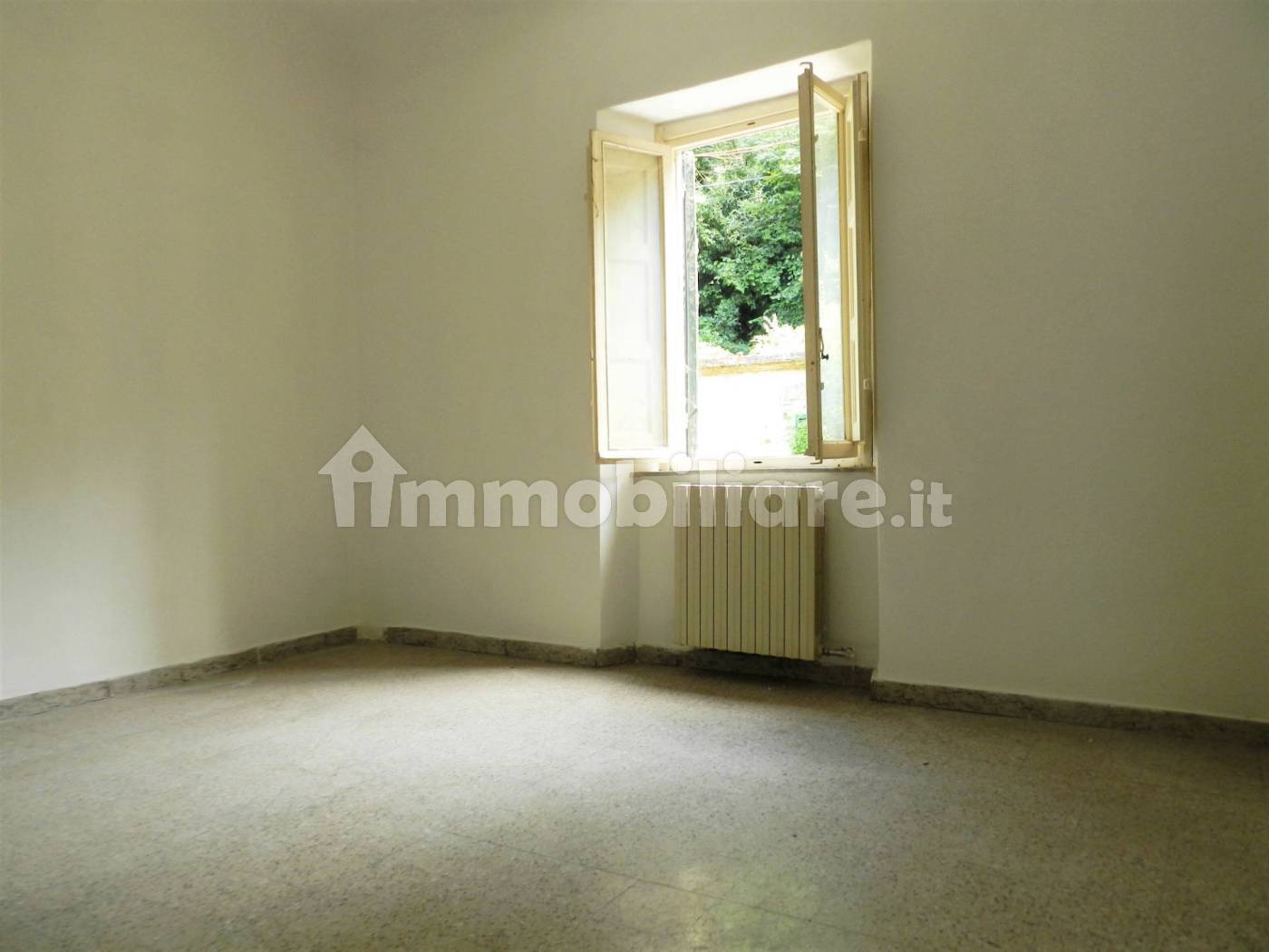 Trilocale via di Serraglia, Centro, Bagni di Lucca