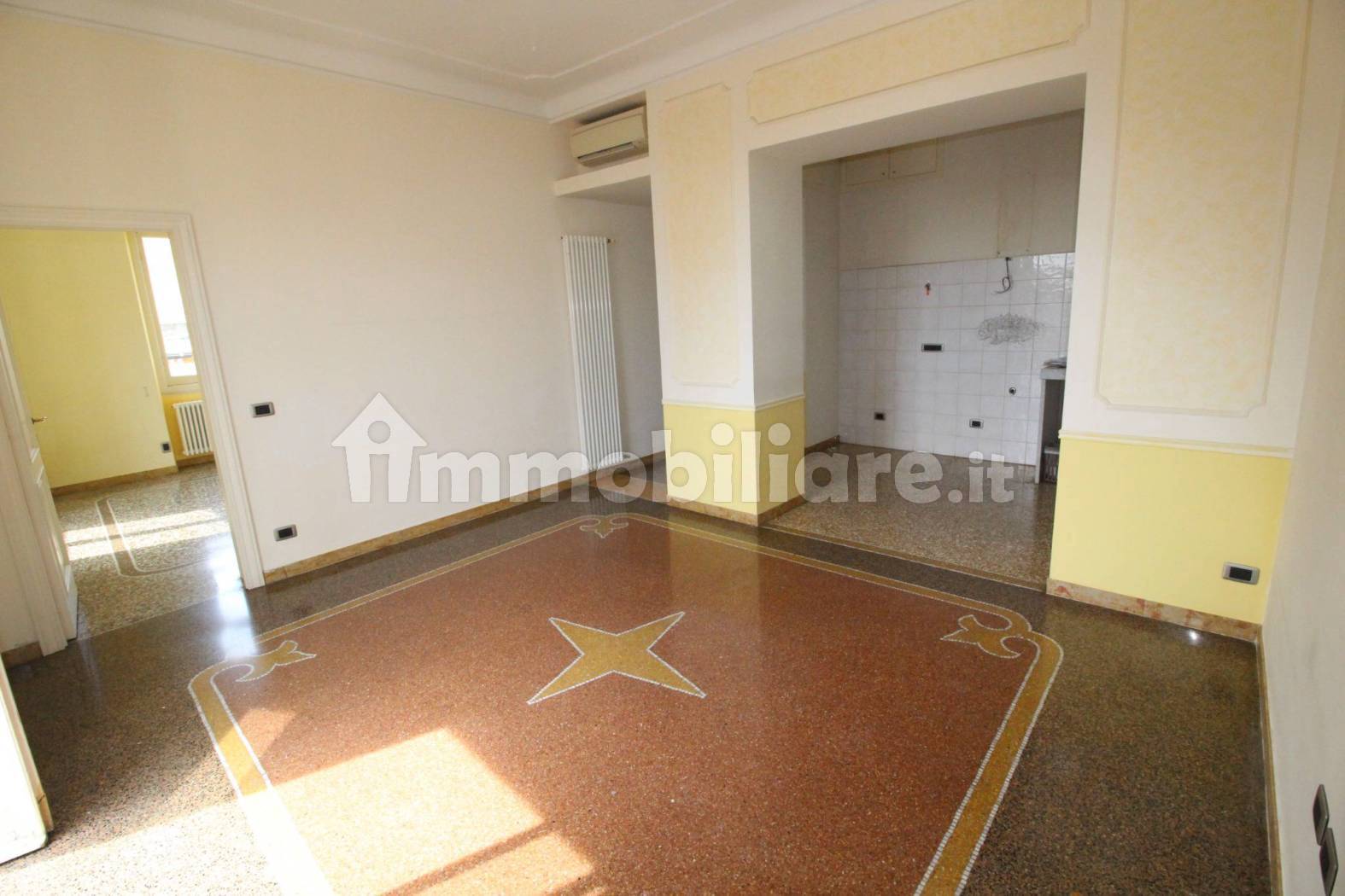 Quadrilocale via Cesare Airaghi, Pra&#x27;, Genova