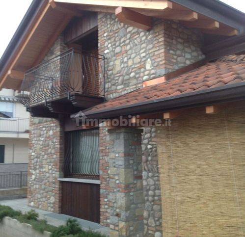 Villa unifamiliare, nuova, 300 m², Appiano Gentile