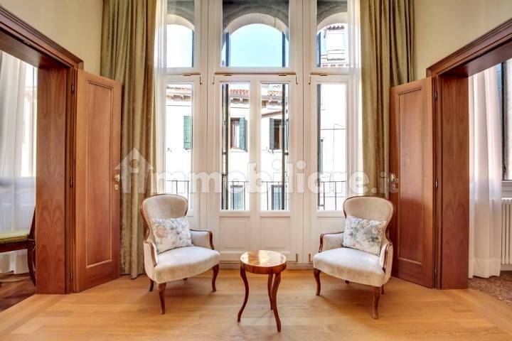 Appartamento Campo San Samuele, San Marco, Venezia