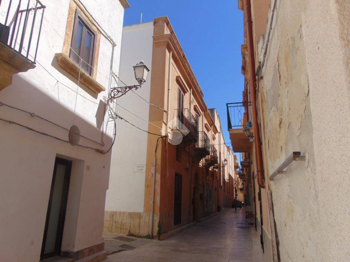 Quadrilocale via Caturca 8, Centro Storico, Marsala