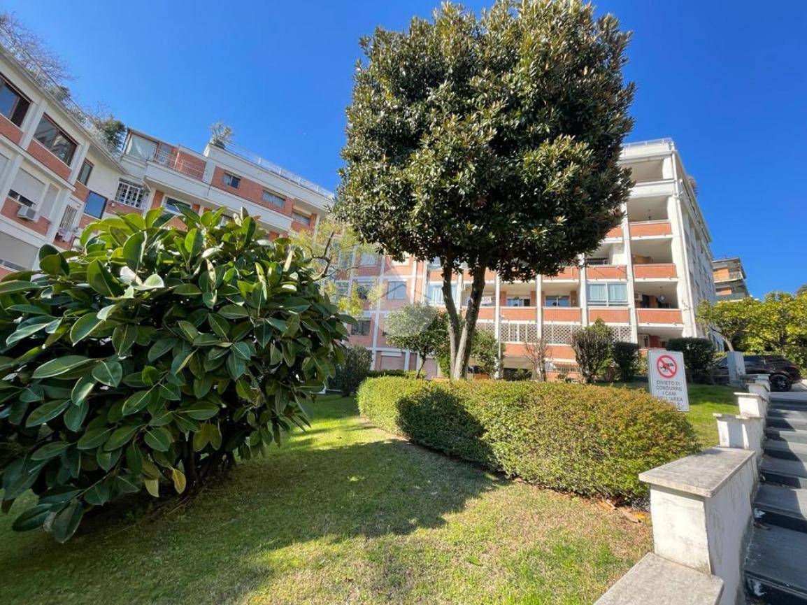 Monolocale via Francesco Petrarca 31, Posillipo, Napoli