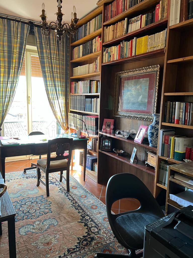 Appartamento buono stato, Centro Storico, Piacenza