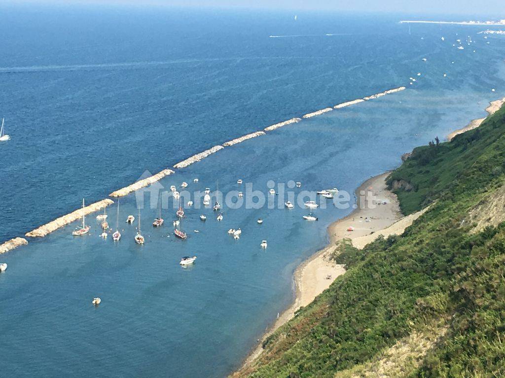 Garage - Box in Vendita