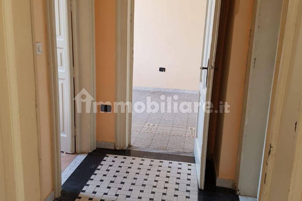 Bilocale via Francesco Petrarca 14, Centro Storico, Cosenza