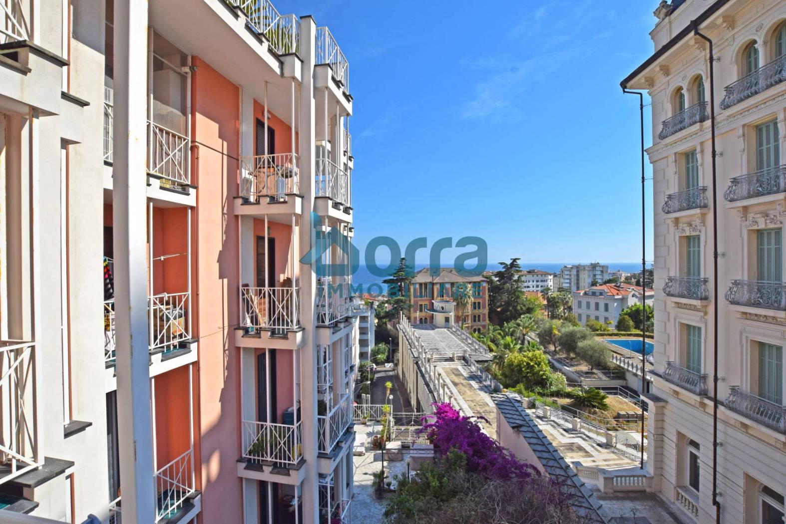 Trilocale via Privata Fratelli Asquasciati, Corso degli Inglesi, Sanremo