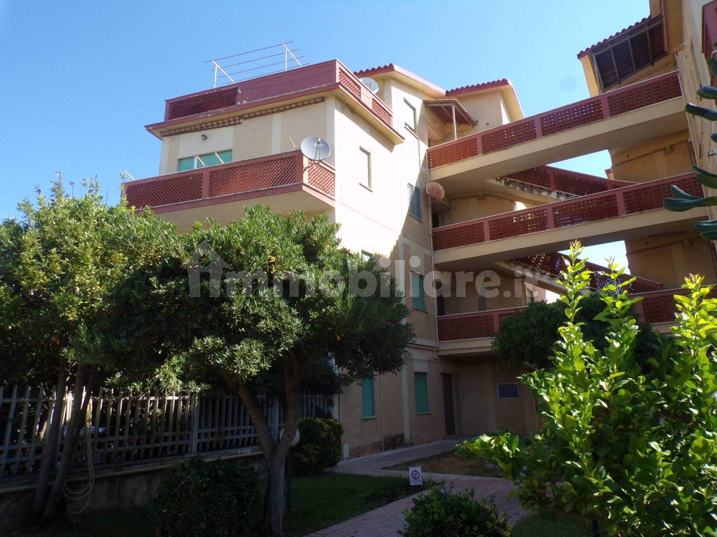 Trilocale Lungomare delle Sirene 494, Torvaianica - Celori Mare, Pomezia
