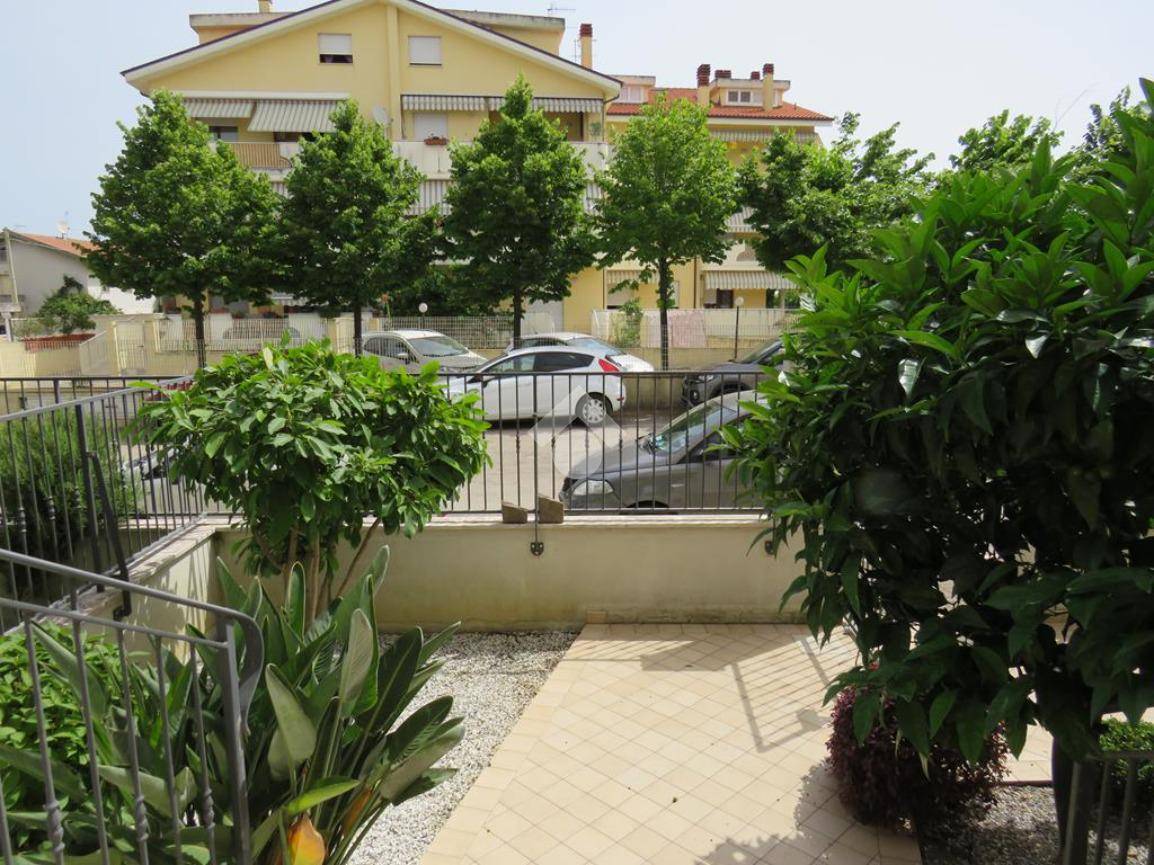 Quadrilocale via Pescara 5, Scerne, Pineto