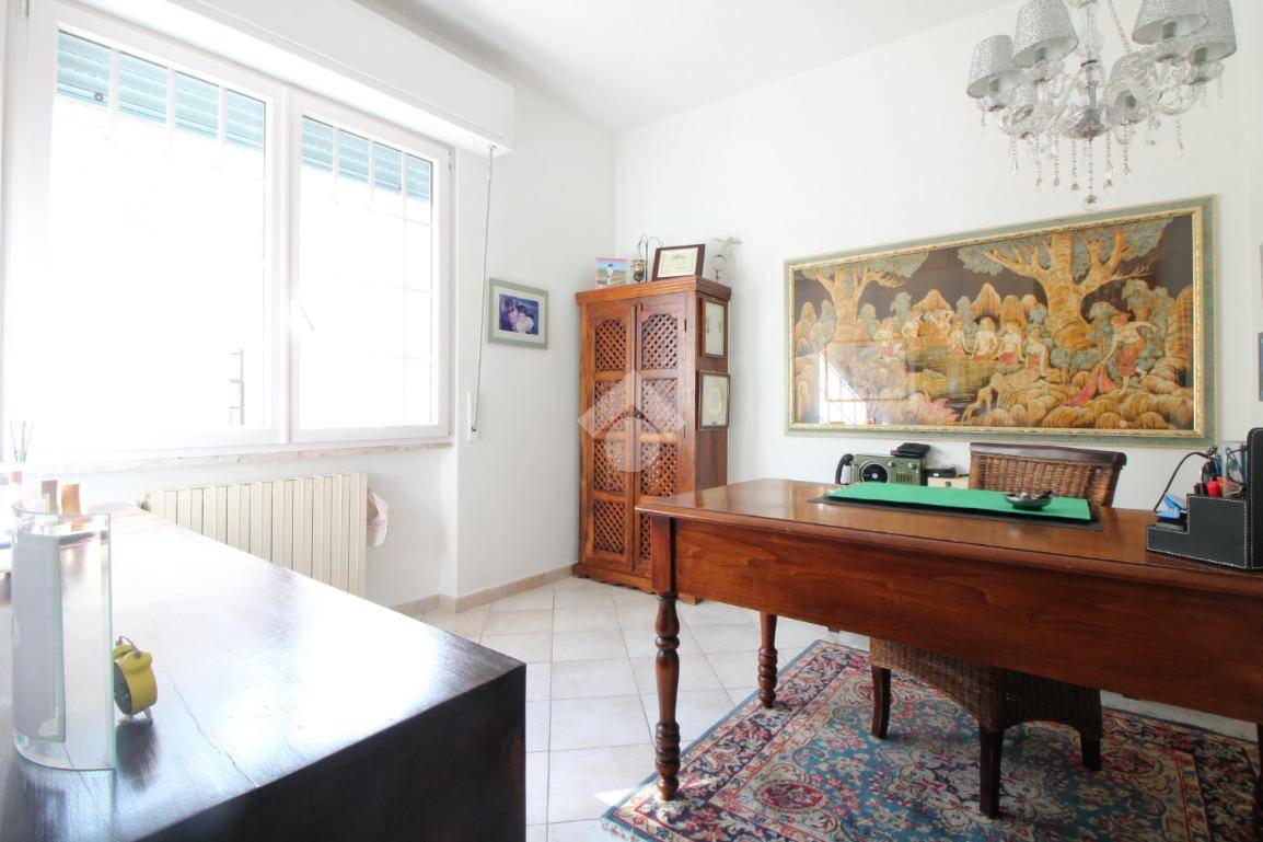 Quadrilocale viale XX Settembre 285, Marina di Carrara, Carrara