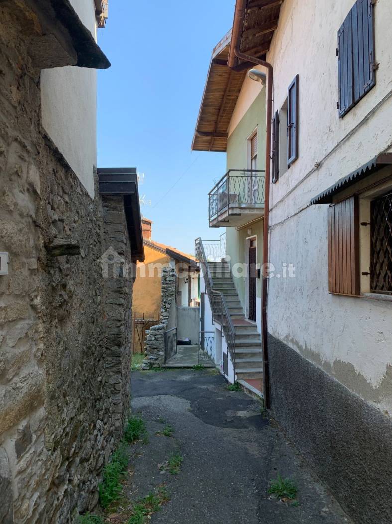 Appartamento vicolo T  Vecchio 7, Centro, Nebbiuno