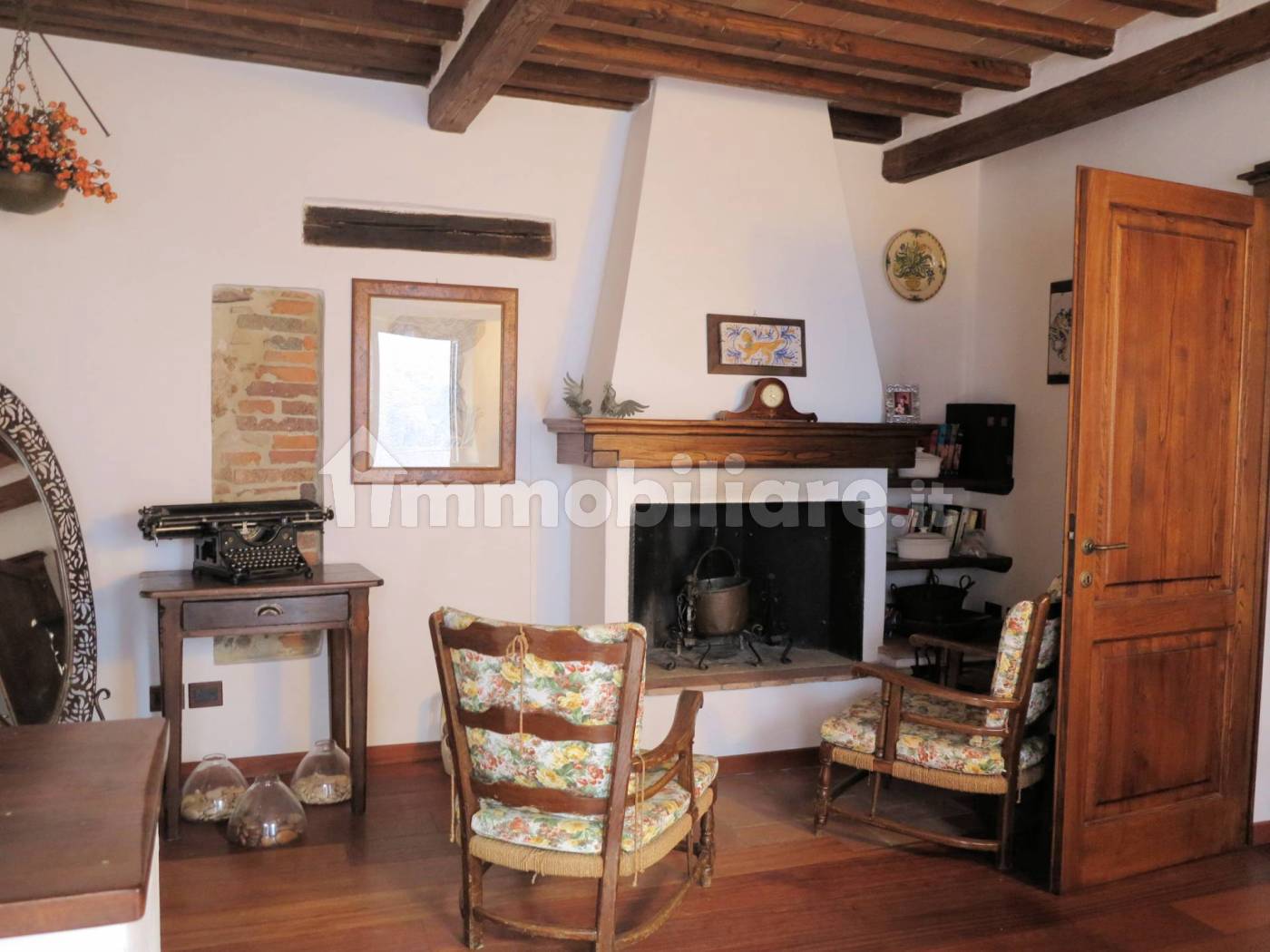 Locale commerciale in Vendita