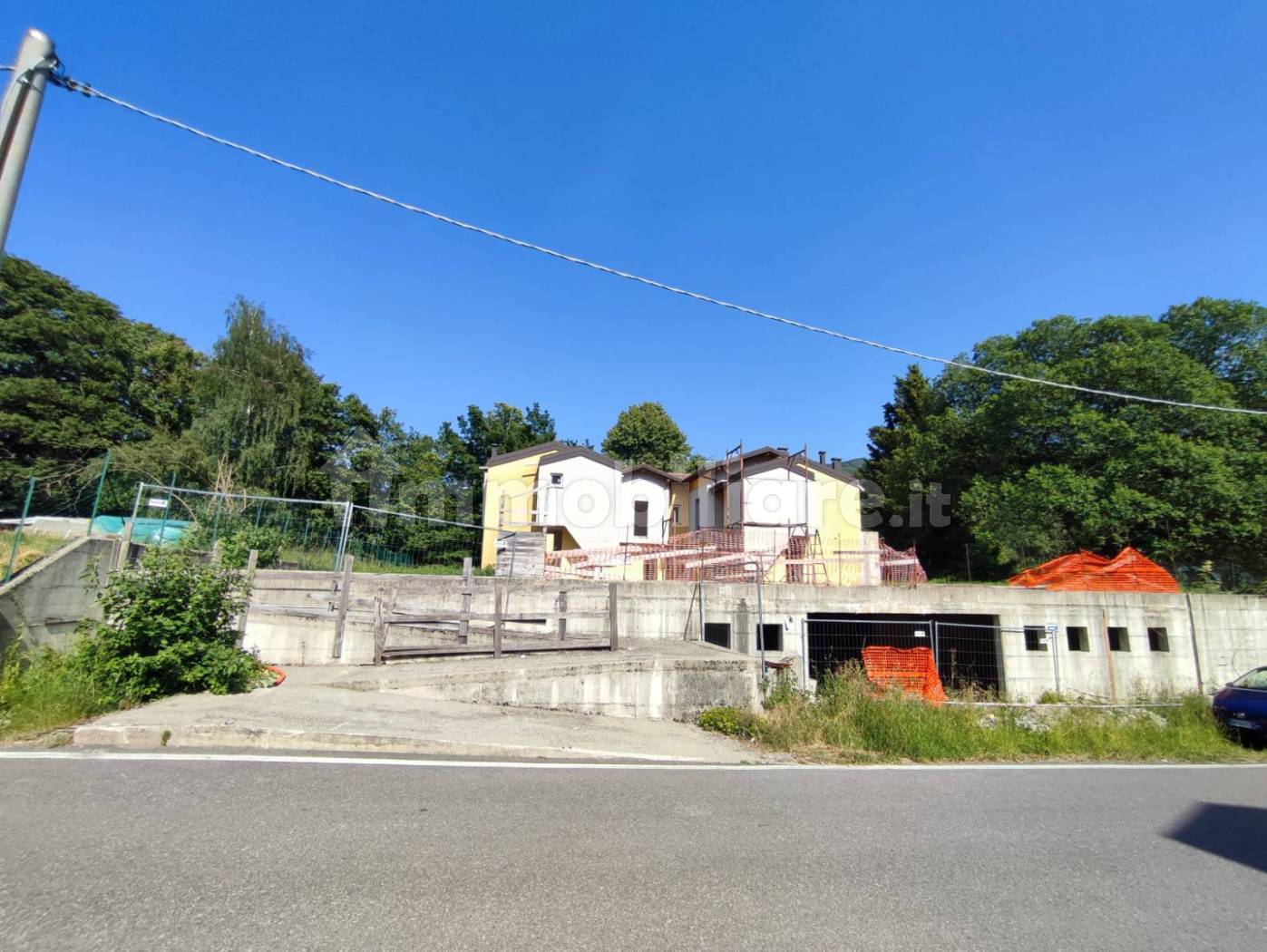Villa a schiera via Alessandro Volta, Lanzo D'Intelvi, Alta Valle Intelvi