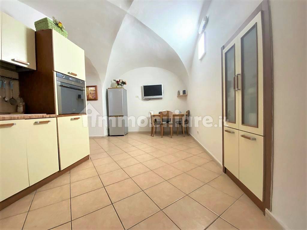 Bilocale via dell'Indipendenza Vico 24, Gaeta